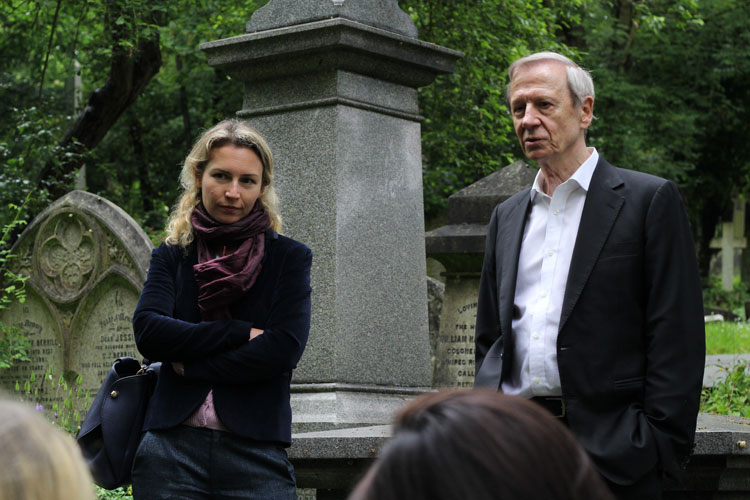 Tales from the Crypt: LSE guerrilla lecture lives again | Times Higher ...