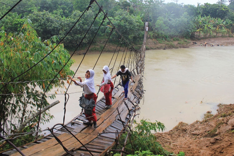 Indonesia struggles to bridge its skills gap | Times Higher Education (THE)