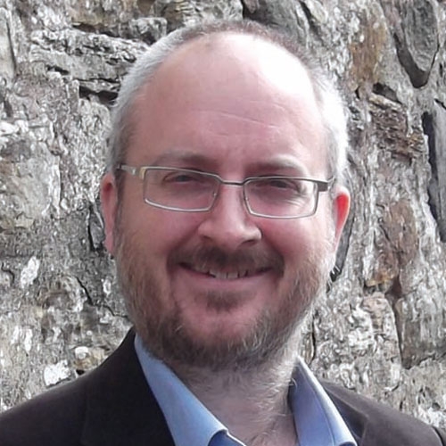 I Spend, Therefore I Am: The True Cost of Economics, by Philip Roscoe ...