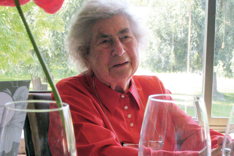 Alice Teichova, 1920-2015 | Times Higher Education (THE)