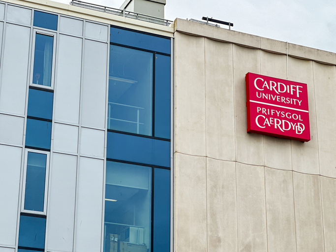 Cardiff University scraps plans to cut music and languages courses