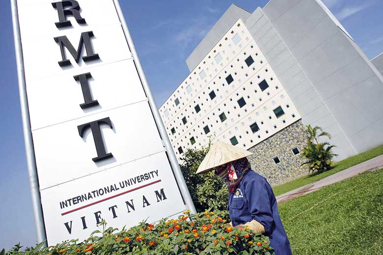 ‘Equivalence’ claims ridiculed in branch campus row | Times Higher ...